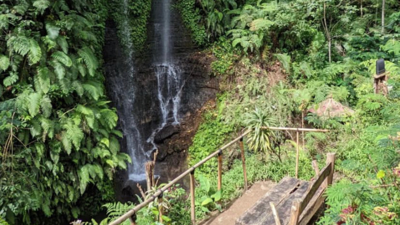 Aling Aling Waterfall - A Complete Guide [2024] - SUBBURN